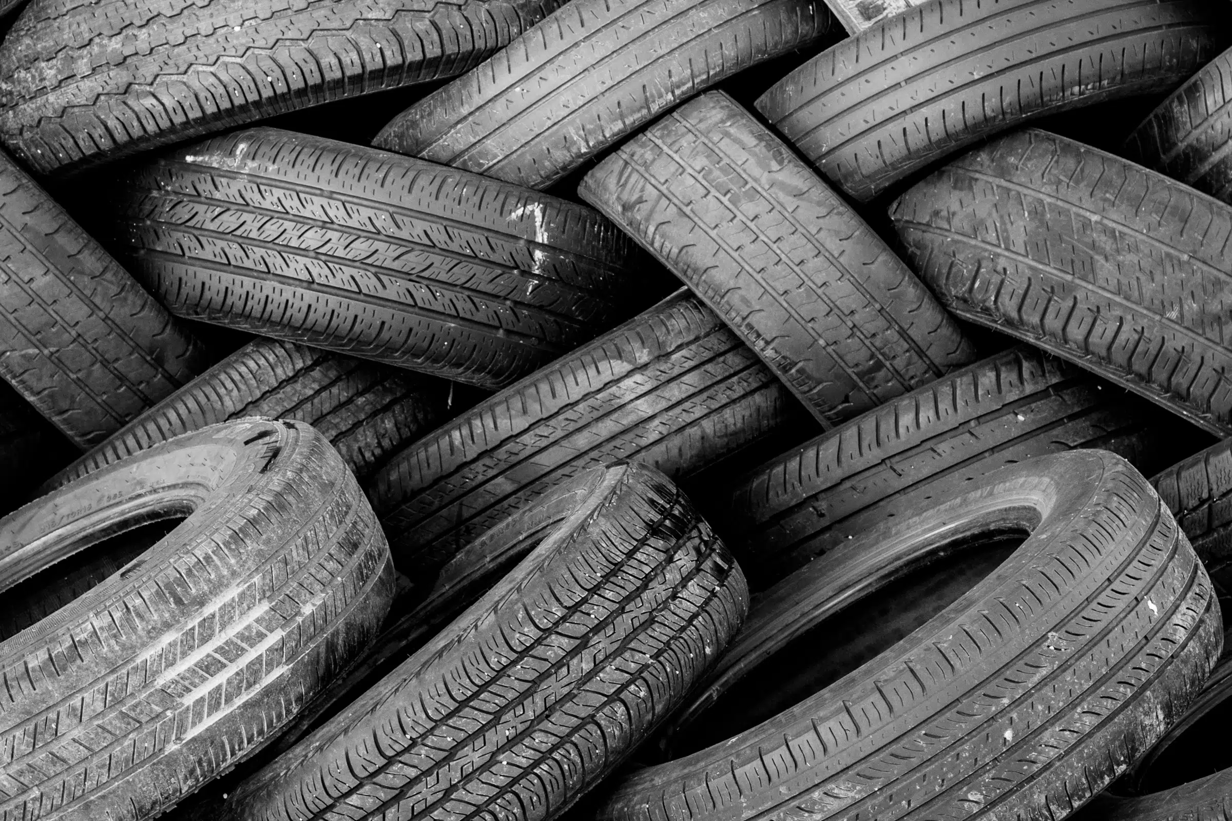 What are the uses of recycling tires?